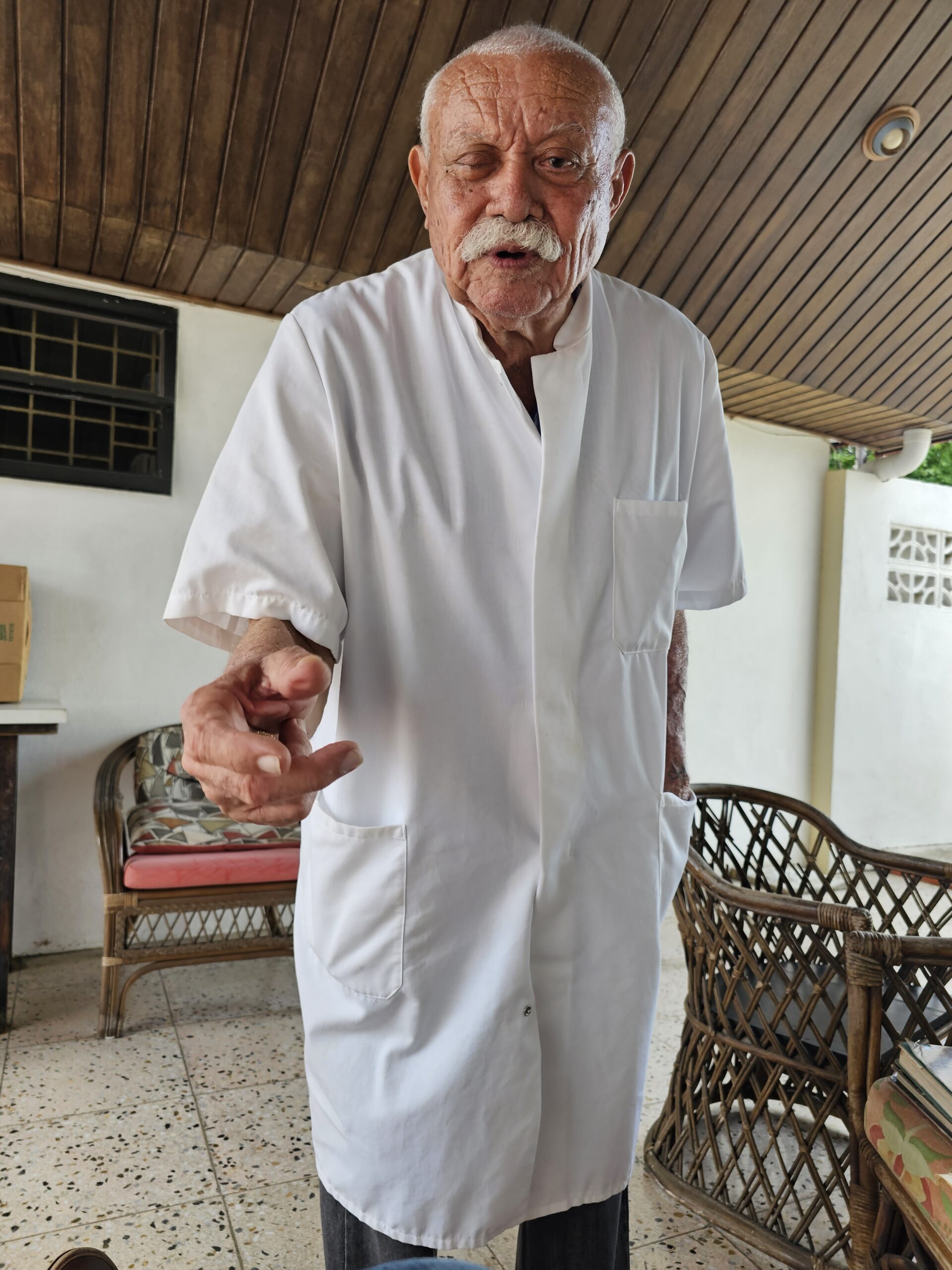 Fèchi Platé! | Percy Pinedo